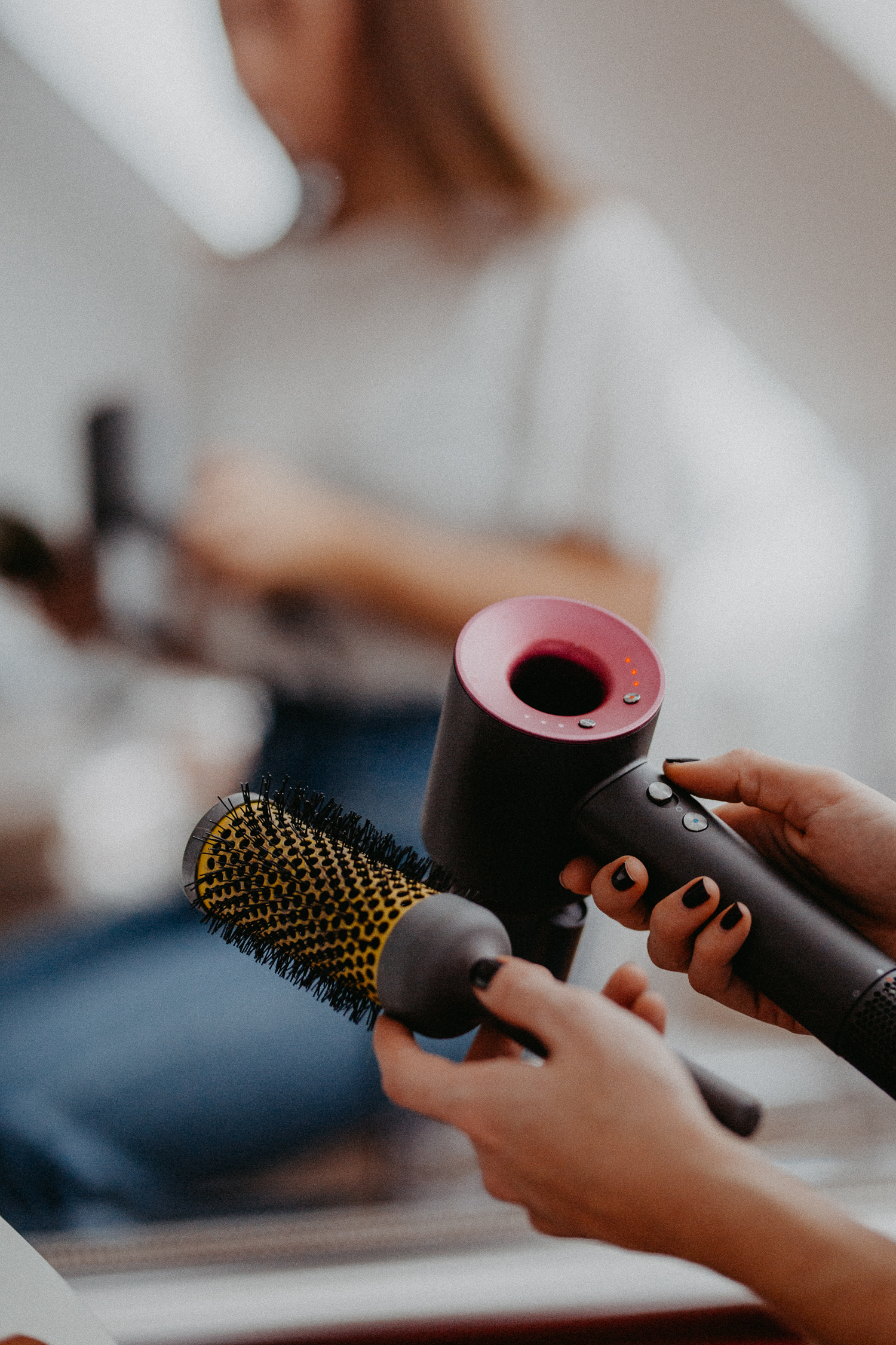 salon-blowout-at-home-dyson-supersonic-review-9 - Bikinis & Passports